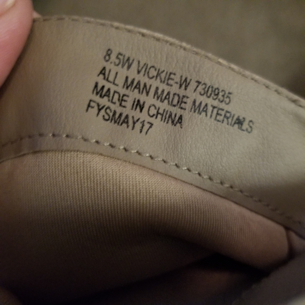 Daisy Fuentes Vickie Western Bootie - Gem